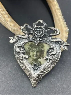 Unbranded | Jewelry | Heart Picture Frame Brooch Modern | Poshmark